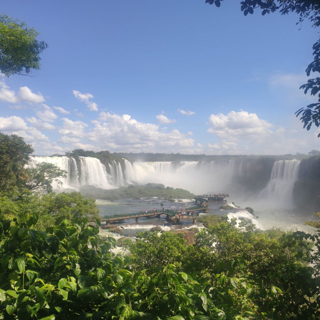 Nos circuits à Iguazu, Salta, Puerto Madryn et El Calafate - Le Buenos ...
