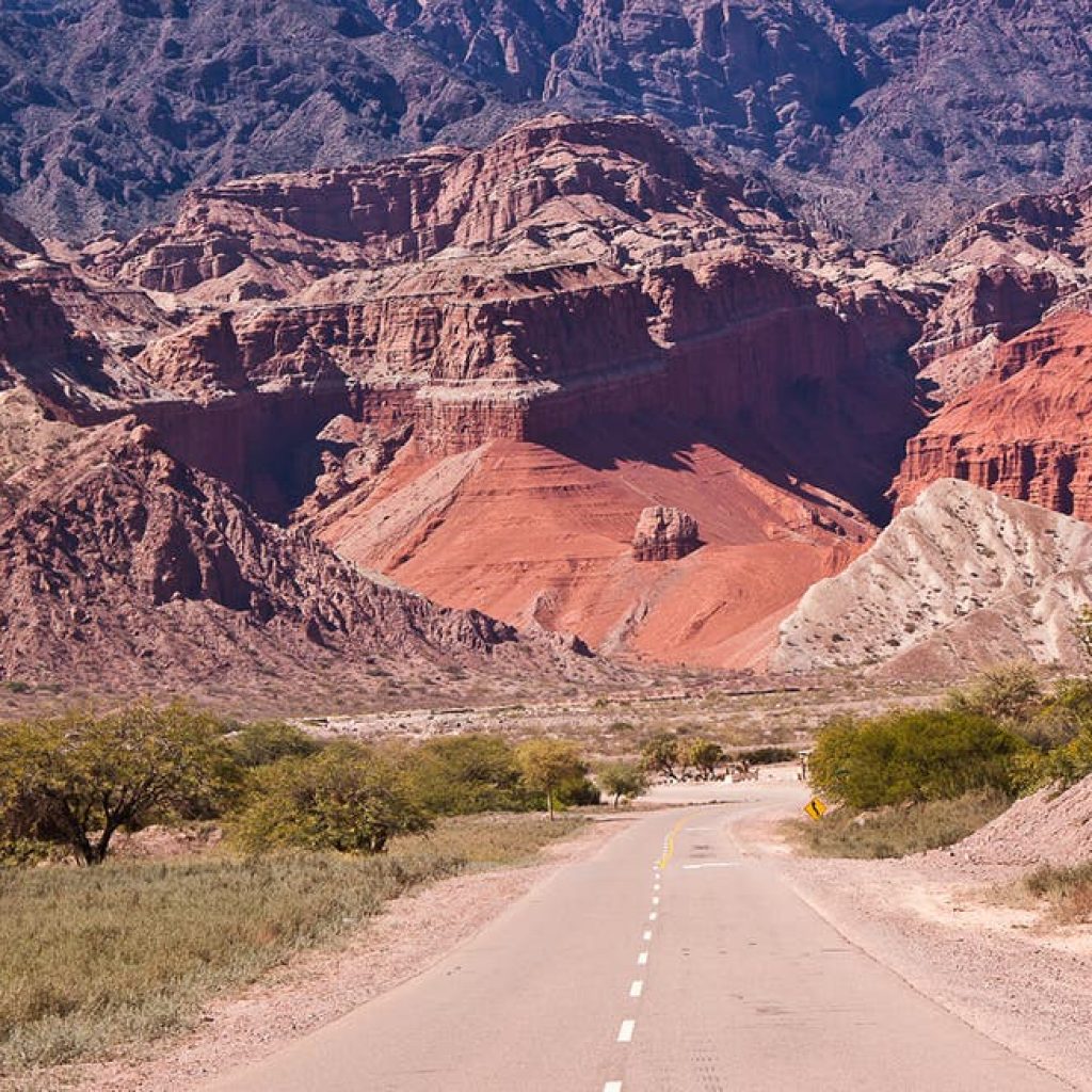 Nos circuits à Iguazu, Salta, Puerto Madryn et El Calafate - Le Buenos ...